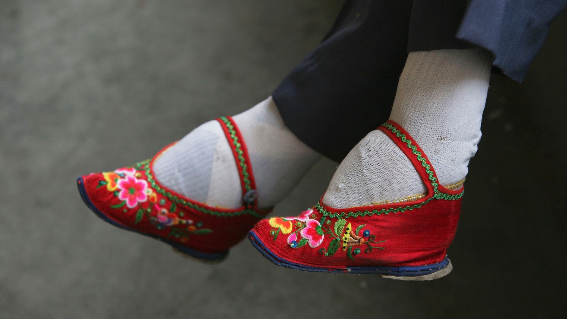 Cai Fei Lu: Women confined themselves to the domestic space | From City ...